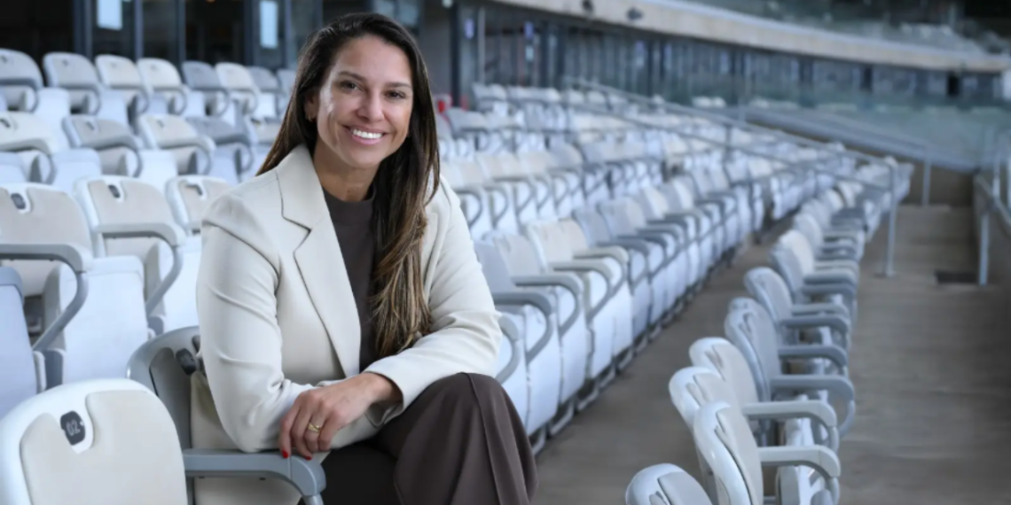 Jacqueline Alves é a nova diretora do Mineirão e se torna primeira mulher a ocupar o cargo em 60 ...